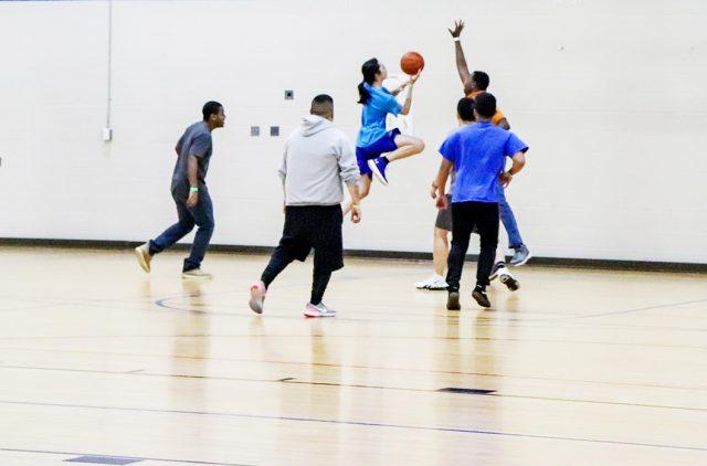 Basketball unites, entertains students – The Collegian