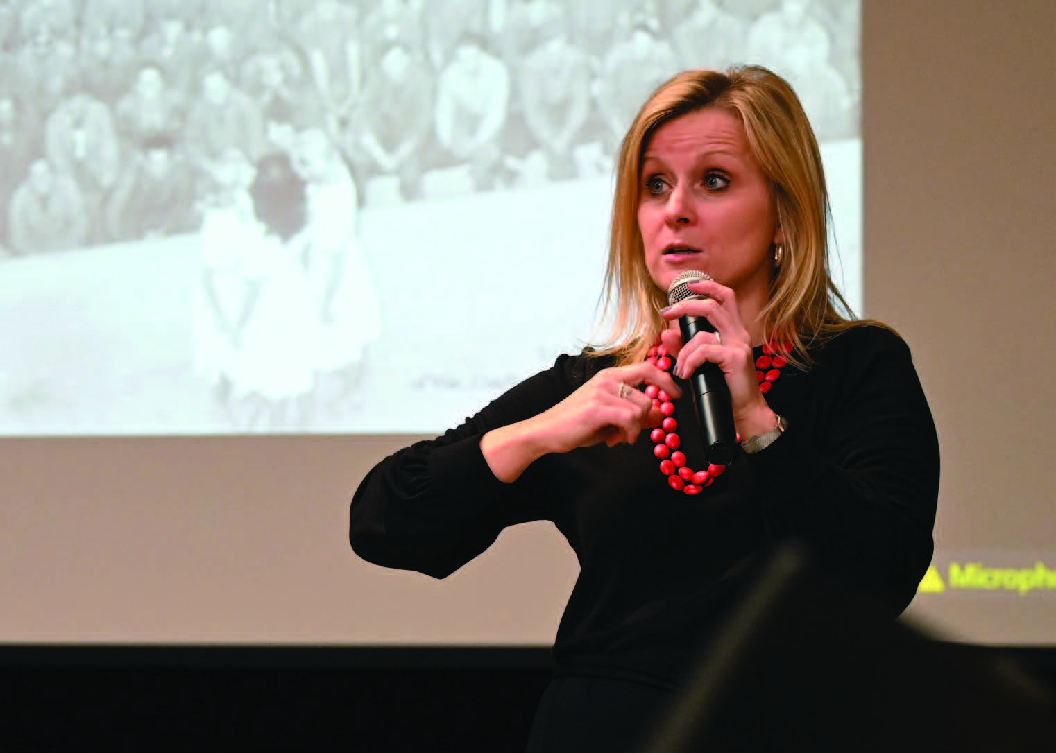 NE talks WWII, star-spangled sweethearts – The Collegian